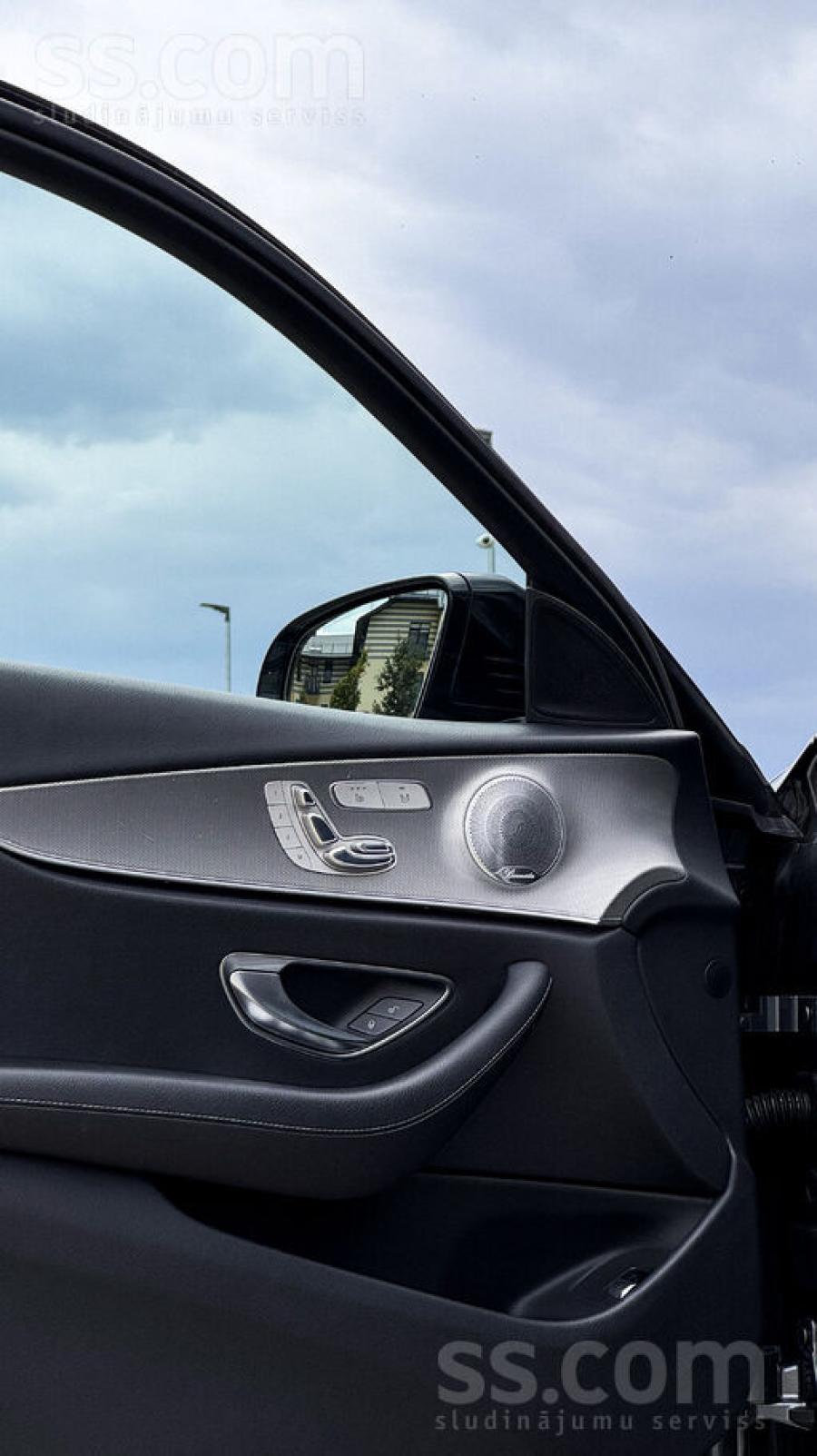 Pelēks Mercedes-Benz E 220 2016 Rīga, ar dzinēja tilpumu 2.00 L un nobraukumu 123 tūkst. km par 28500 €, foto 18 vietnē AUTOMOTO.COM.LV