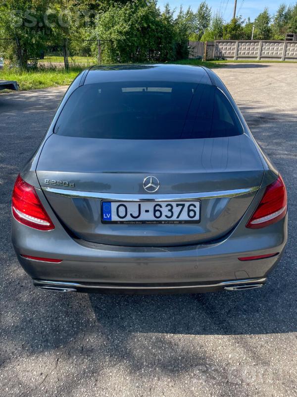 Серый Мерседес E 220 2016 в Огре, объемом двигателя 2.20 л и пробегом 202 тыс. км за 20500 €, фото 7 на AUTOMOTO.COM.LV