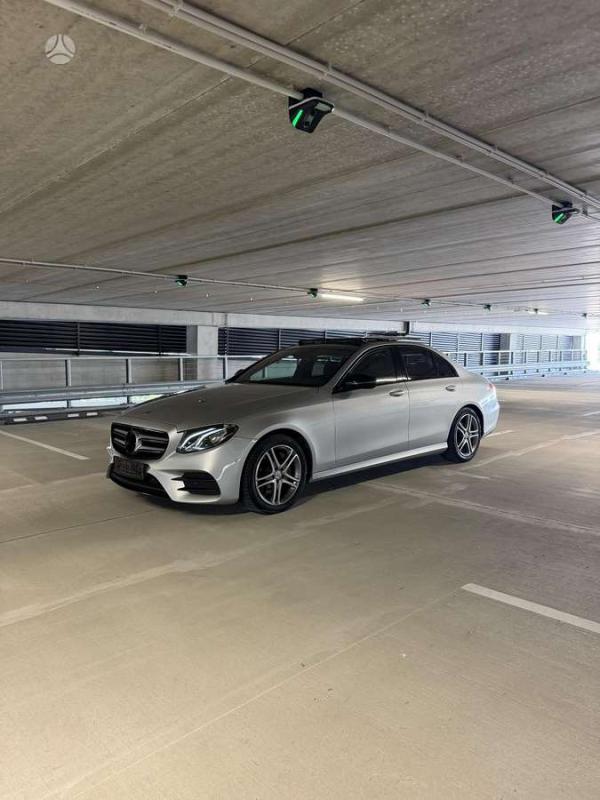 Мерседес E 220 2016 в Паневежис на AUTOMOTO.COM.LV Серый Мерседес E 220 2016 в Паневежис, объемом двигателя 1.95 л и пробегом 187 тыс. км за 17700 €, фото 3 на AUTOMOTO.COM.LV