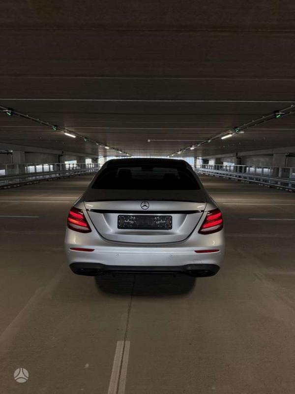 Мерседес E 220 2016 в Паневежис на AUTOMOTO.COM.LV Серый Мерседес E 220 2016 в Паневежис, объемом двигателя 1.95 л и пробегом 187 тыс. км за 17700 €, фото 8 на AUTOMOTO.COM.LV