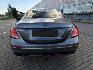 Pelēks Mercedes-Benz E 220 2016 Panevēža, ar dzinēja tilpumu 1.95 L un nobraukumu 418 tūkst. km par 14300 €, foto 8 vietnē AUTOMOTO.COM.LV