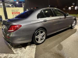 Grey Mercedes-Benz E 220 2017 in Taurage, with an engine capacity of 1.95 L and mileage of 280 thousand km for 12700 €, photo 3 on AUTOMOTO.COM.LV