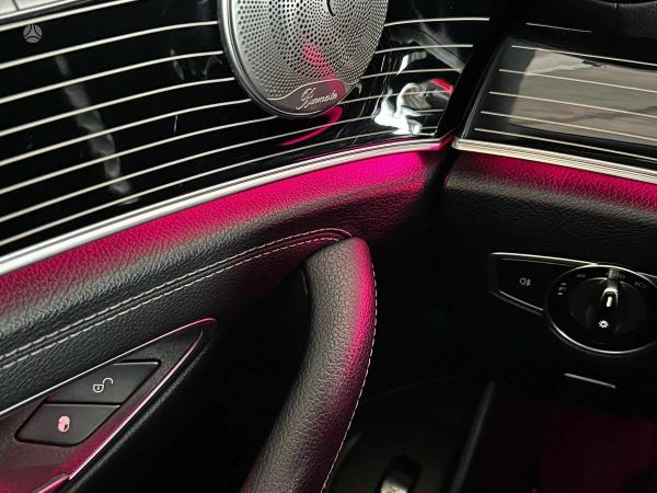 Grey Mercedes-Benz E 220 2017 in Kaunas, with an engine capacity of 2.14 L and mileage of 247 thousand km for 16700 €, photo 6 on AUTOMOTO.COM.LV