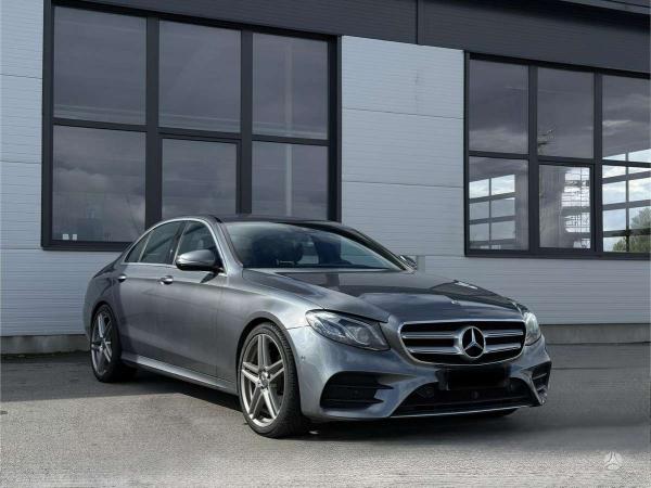 Grey Mercedes-Benz E 220 2017 in Vilnius, with an engine capacity of 1.95 L and mileage of 266 thousand km for 17600 €, photo 1 on AUTOMOTO.COM.LV