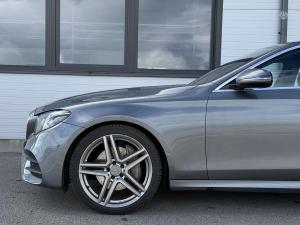 Grey Mercedes-Benz E 220 2017 in Vilnius, with an engine capacity of 1.95 L and mileage of 266 thousand km for 17600 €, photo 5 on AUTOMOTO.COM.LV
