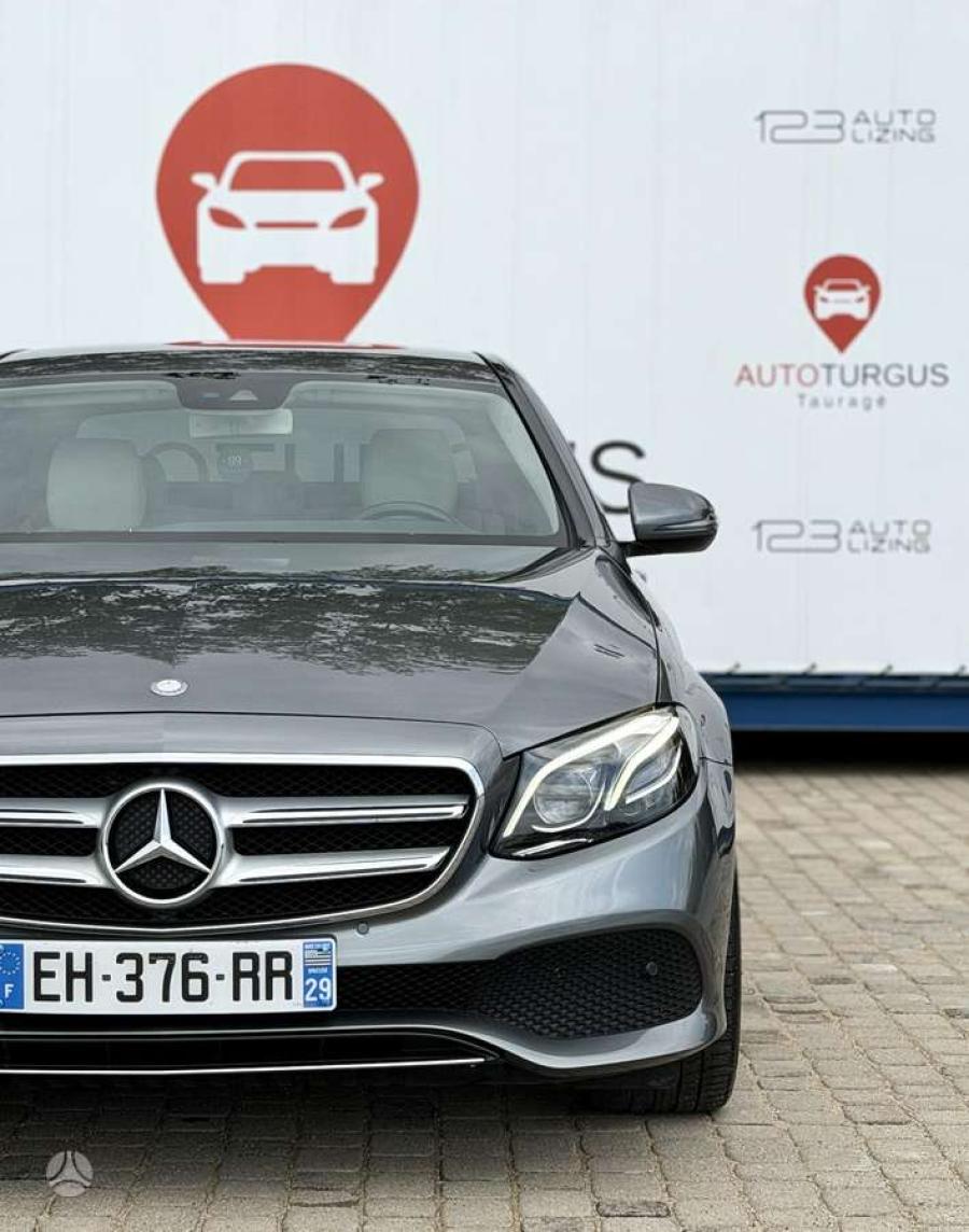 Grey Mercedes-Benz E 220 2017 in Taurage, with an engine capacity of 1.95 L and mileage of 169 thousand km for 18800 €, photo 7 on AUTOMOTO.COM.LV