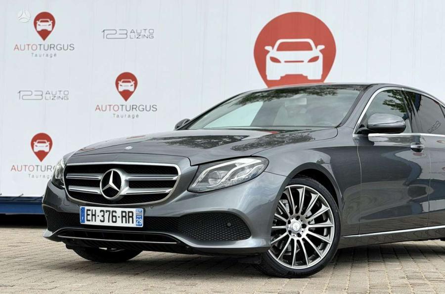 Grey Mercedes-Benz E 220 2017 in Taurage, with an engine capacity of 1.95 L and mileage of 169 thousand km for 18800 €, photo 10 on AUTOMOTO.COM.LV