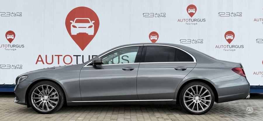 Grey Mercedes-Benz E 220 2017 in Taurage, with an engine capacity of 1.95 L and mileage of 169 thousand km for 18800 €, photo 17 on AUTOMOTO.COM.LV
