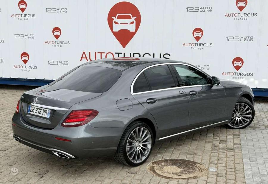 Grey Mercedes-Benz E 220 2017 in Taurage, with an engine capacity of 1.95 L and mileage of 169 thousand km for 18800 €, photo 29 on AUTOMOTO.COM.LV