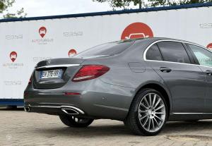 Grey Mercedes-Benz E 220 2017 in Taurage, with an engine capacity of 1.95 L and mileage of 169 thousand km for 18800 €, photo 30 on AUTOMOTO.COM.LV