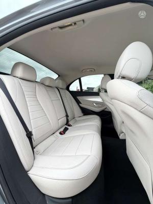 Grey Mercedes-Benz E 220 2017 in Taurage, with an engine capacity of 1.95 L and mileage of 169 thousand km for 18800 €, photo 40 on AUTOMOTO.COM.LV