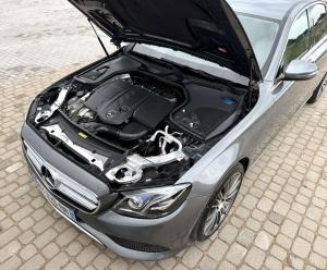 Grey Mercedes-Benz E 220 2017 in Taurage, with an engine capacity of 1.95 L and mileage of 169 thousand km for 18800 €, photo 58 on AUTOMOTO.COM.LV