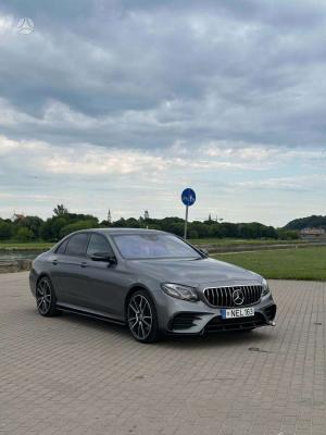 Grey Mercedes-Benz E 220 2017 in Kaunas, with an engine capacity of 1.95 L and mileage of 228 thousand km for 22999 €, photo 5 on AUTOMOTO.COM.LV