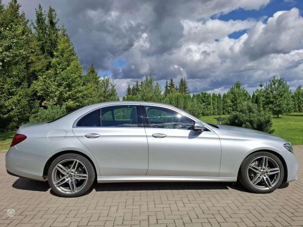 Pelēks Mercedes-Benz E 220 2017 Kauņa, ar dzinēja tilpumu 1.95 L un nobraukumu 377 tūkst. km par 16500 €, foto 6 vietnē AUTOMOTO.COM.LV