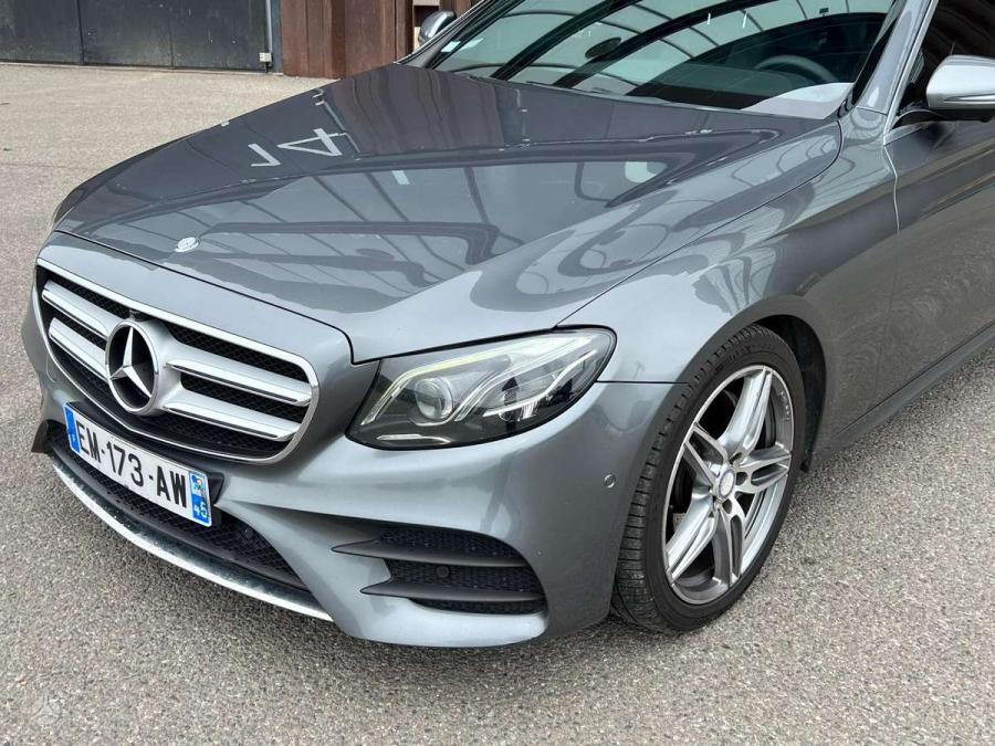 Серый Мерседес E 220 2017 в Вильнюс, объемом двигателя 2.14 л и пробегом 259 тыс. км за 14990 €, фото 4 на AUTOMOTO.COM.LV