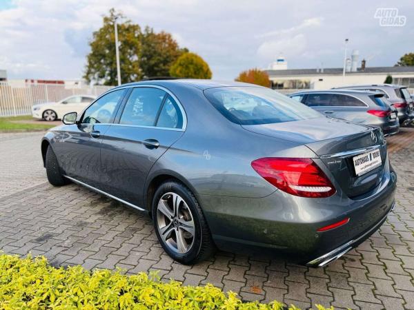 Grey Mercedes-Benz E 220 2018 in Kaunas, with an engine capacity of 2.00 L and mileage of 71 thousand km for 32576 €, photo 4 on AUTOMOTO.COM.LV