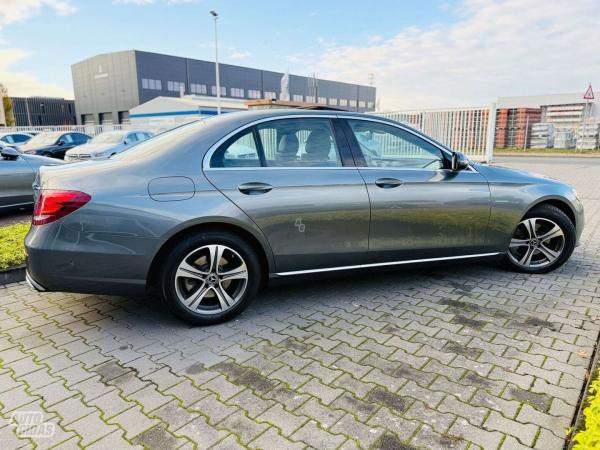 Grey Mercedes-Benz E 220 2018 in Kaunas, with an engine capacity of 2.00 L and mileage of 71 thousand km for 32576 €, photo 6 on AUTOMOTO.COM.LV