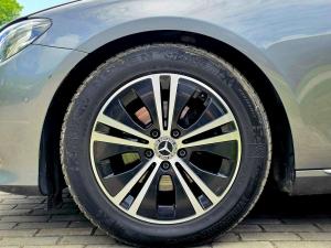 Pelēks Mercedes-Benz E 220 2018 Tauragė, ar dzinēja tilpumu 1.95 L un nobraukumu 318 tūkst. km par 12800 €, foto 37 vietnē AUTOMOTO.COM.LV
