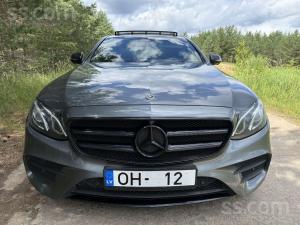 Серый Мерседес E 220 2018 в Даугавпилс, объемом двигателя 2.00 л и пробегом 210 тыс. км за 24400 €, фото 3 на AUTOMOTO.COM.LV