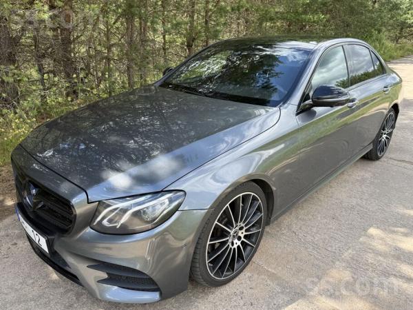 Grey Mercedes-Benz E 220 2018 in Daugavpils, with an engine capacity of 2.00 L and mileage of 210 thousand km for 24400 €, photo 6 on AUTOMOTO.COM.LV