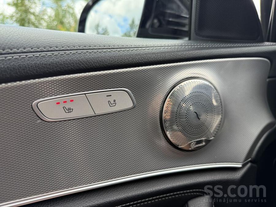 Серый Мерседес E 220 2018 в Даугавпилс, объемом двигателя 2.00 л и пробегом 210 тыс. км за 24400 €, фото 12 на AUTOMOTO.COM.LV