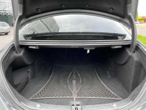 Pelēks Mercedes-Benz E 220 2018 Kauņa, ar dzinēja tilpumu 1.95 L un nobraukumu 262 tūkst. km par 22450 €, foto 16 vietnē AUTOMOTO.COM.LV