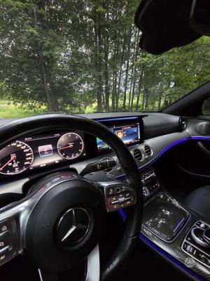 Pelēks Mercedes-Benz E 220 2018 Kauņa, ar dzinēja tilpumu 1.95 L un nobraukumu 262 tūkst. km par 22450 €, foto 18 vietnē AUTOMOTO.COM.LV