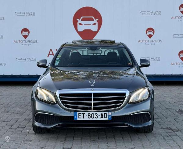 Pelēks Mercedes-Benz E 220 2018 Tauragė, ar dzinēja tilpumu 1.95 L un nobraukumu 299 tūkst. km par 14900 €, foto 7 vietnē AUTOMOTO.COM.LV