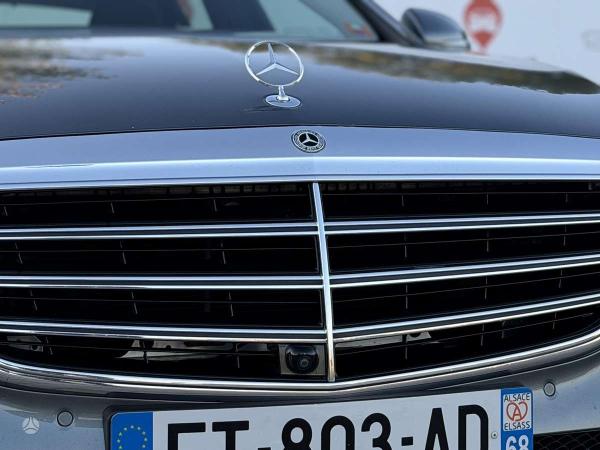 Pelēks Mercedes-Benz E 220 2018 Tauragė, ar dzinēja tilpumu 1.95 L un nobraukumu 299 tūkst. km par 14900 €, foto 9 vietnē AUTOMOTO.COM.LV