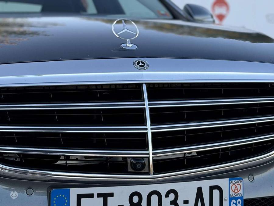 Серый Мерседес E 220 2018 в Таураге, объемом двигателя 1.95 л и пробегом 299 тыс. км за 14900 €, фото 9 на AUTOMOTO.COM.LV