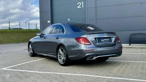 Серый Мерседес E 220 2018 в Вильнюс, объемом двигателя 1.95 л и пробегом 109 тыс. км за 24990 €, фото 5 на AUTOMOTO.COM.LV