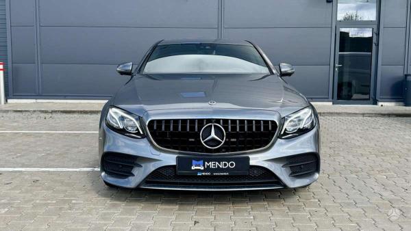 Pelēks Mercedes-Benz E 220 2018 Viļņa, ar dzinēja tilpumu 1.95 L un nobraukumu 109 tūkst. km par 24990 €, foto 8 vietnē AUTOMOTO.COM.LV