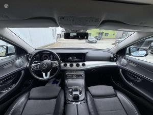 Pelēks Mercedes-Benz E 220 2019 Tauragė, ar dzinēja tilpumu 2.00 L un nobraukumu 400 tūkst. km par 14500 €, foto 13 vietnē AUTOMOTO.COM.LV