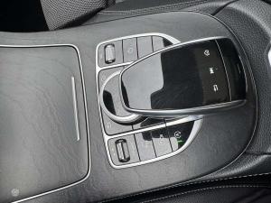 Pelēks Mercedes-Benz E 220 2019 Tauragė, ar dzinēja tilpumu 2.00 L un nobraukumu 400 tūkst. km par 14500 €, foto 22 vietnē AUTOMOTO.COM.LV