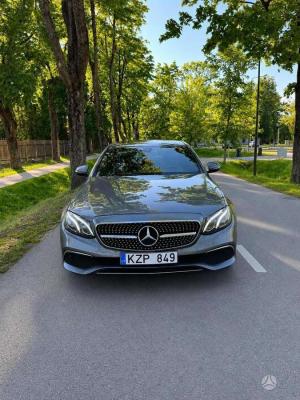Pelēks Mercedes-Benz E 220 2019 Kauņa, ar dzinēja tilpumu 2.20 L un nobraukumu 171 tūkst. km par 19100 €, foto 4 vietnē AUTOMOTO.COM.LV