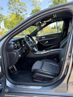 Pelēks Mercedes-Benz E 220 2019 Kauņa, ar dzinēja tilpumu 2.20 L un nobraukumu 171 tūkst. km par 19100 €, foto 8 vietnē AUTOMOTO.COM.LV