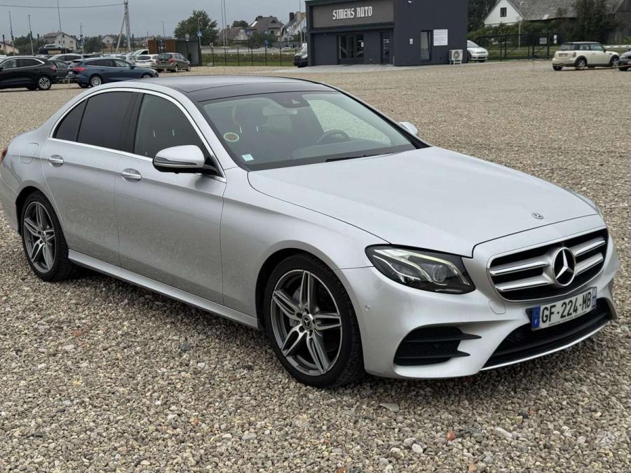 Серый Мерседес E 220 2019 в Каунас, объемом двигателя 1.95 л и пробегом 280 тыс. км за 13800 €, фото 4 на AUTOMOTO.COM.LV