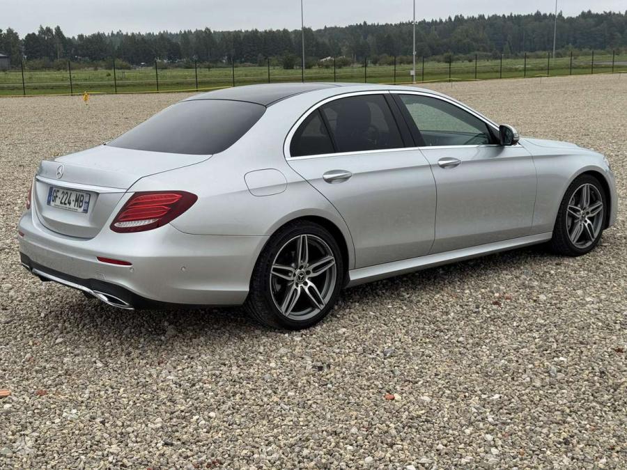 Серый Мерседес E 220 2019 в Каунас, объемом двигателя 1.95 л и пробегом 280 тыс. км за 13800 €, фото 6 на AUTOMOTO.COM.LV