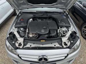 Серый Мерседес E 220 2019 в Каунас, объемом двигателя 1.95 л и пробегом 280 тыс. км за 13800 €, фото 23 на AUTOMOTO.COM.LV