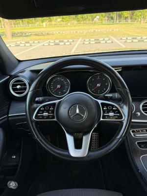 Pelēks Mercedes-Benz E 220 2019 Kauņa, ar dzinēja tilpumu 2.20 L un nobraukumu 172 tūkst. km par 16450 €, foto 8 vietnē AUTOMOTO.COM.LV