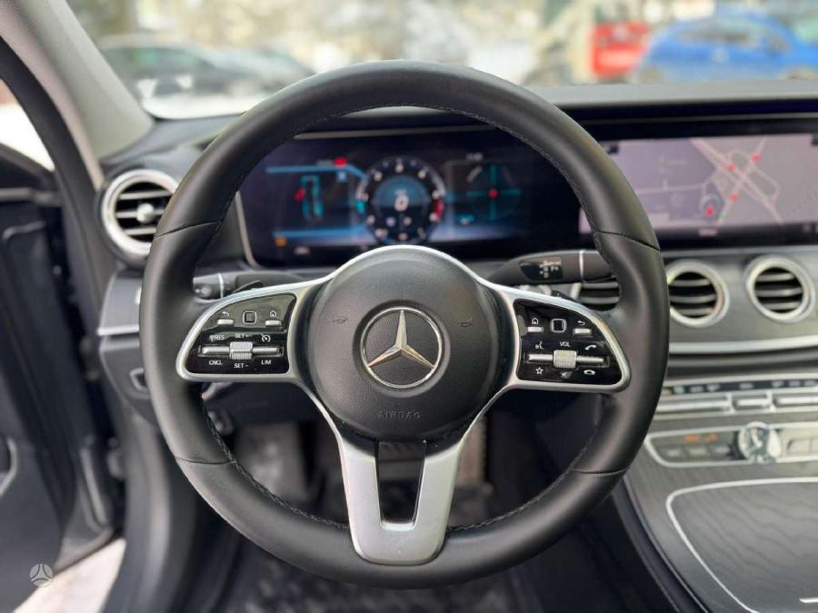 Pelēks Mercedes-Benz E 220 2020 Viļņa, ar dzinēja tilpumu 2.20 L un nobraukumu 281 tūkst. km par 15700 €, foto 15 vietnē AUTOMOTO.COM.LV