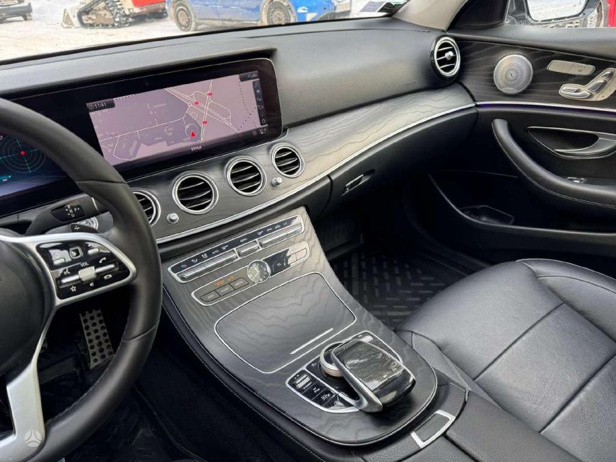 Pelēks Mercedes-Benz E 220 2020 Viļņa, ar dzinēja tilpumu 2.20 L un nobraukumu 281 tūkst. km par 15700 €, foto 16 vietnē AUTOMOTO.COM.LV