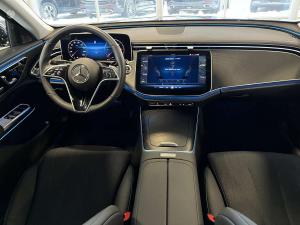 Grey Mercedes-Benz E 220 2024 in Kaunas, with an engine capacity of 1.99 L and mileage of 13 thousand km for 46400 €, photo 12 on AUTOMOTO.COM.LV