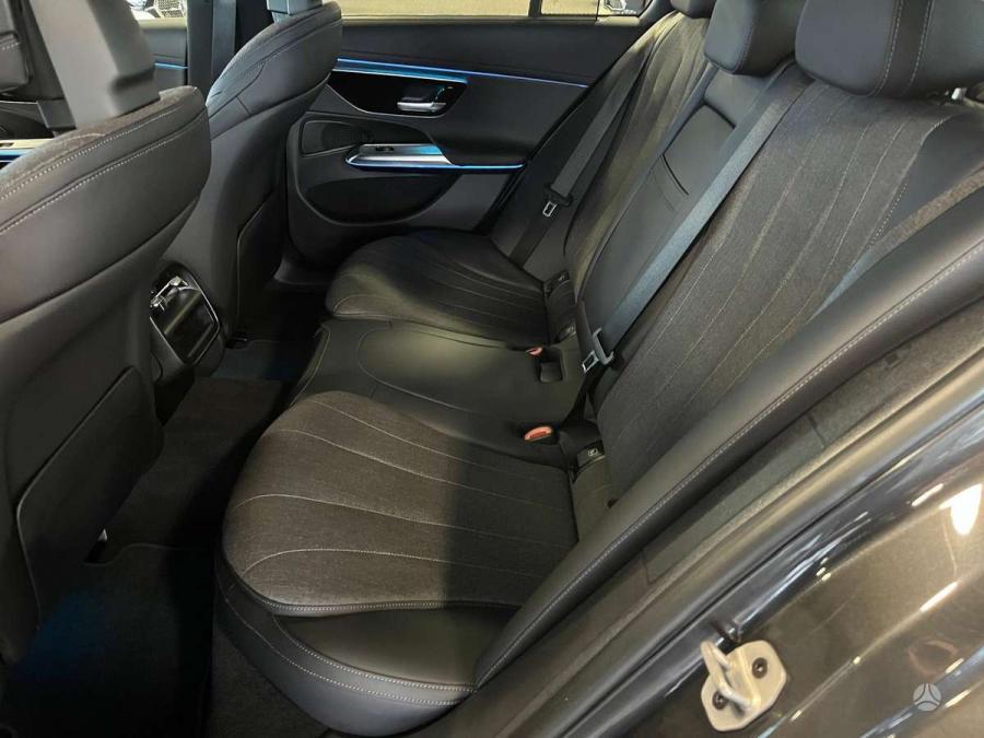 Grey Mercedes-Benz E 220 2024 in Kaunas, with an engine capacity of 1.99 L and mileage of 13 thousand km for 46400 €, photo 17 on AUTOMOTO.COM.LV