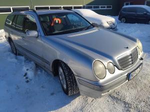 Grey Mercedes-Benz E 220 2001 in Ignalina, with an engine capacity of 2.20 L and mileage of 334 thousand km for 1700 €, photo  on AUTOMOTO.COM.LV