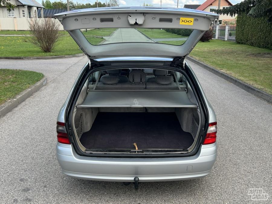 Grey Mercedes-Benz E 220 2003 in Kedainiai, with an engine capacity of 2.20 L and mileage of 279 thousand km for 2699 €, photo 11 on AUTOMOTO.COM.LV