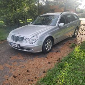 Grey Mercedes-Benz E 220 2003 in Marijampole, with an engine capacity of 2.20 L and mileage of 311 thousand km for 2350 €, photo 6 on AUTOMOTO.COM.LV