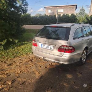 Grey Mercedes-Benz E 220 2003 in Marijampole, with an engine capacity of 2.20 L and mileage of 311 thousand km for 2350 €, photo 7 on AUTOMOTO.COM.LV