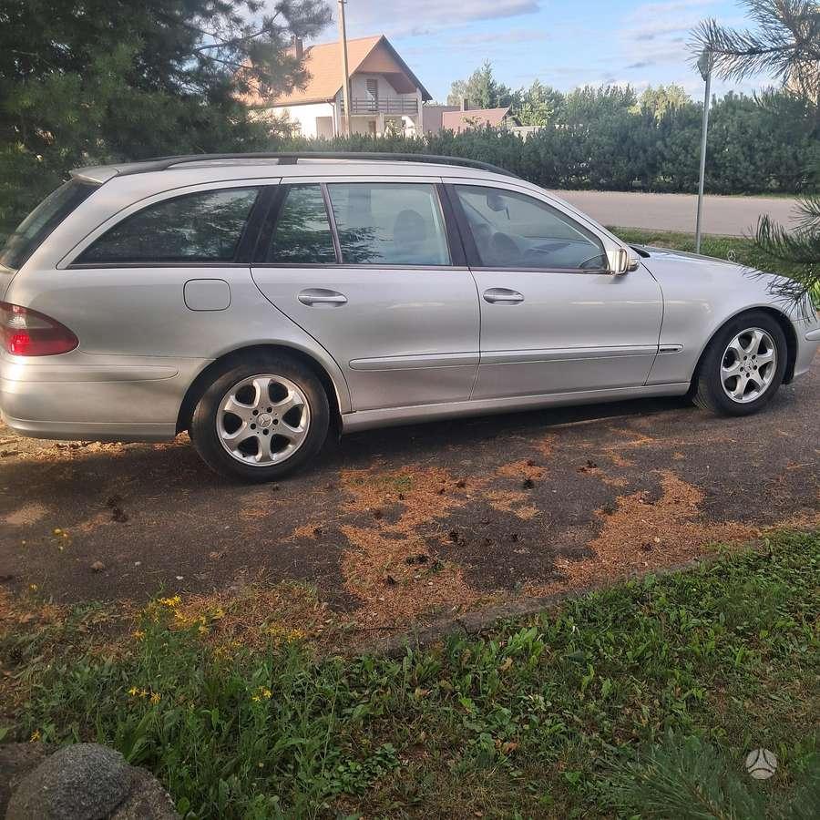 Grey Mercedes-Benz E 220 2003 in Marijampole, with an engine capacity of 2.20 L and mileage of 311 thousand km for 2350 €, photo 8 on AUTOMOTO.COM.LV