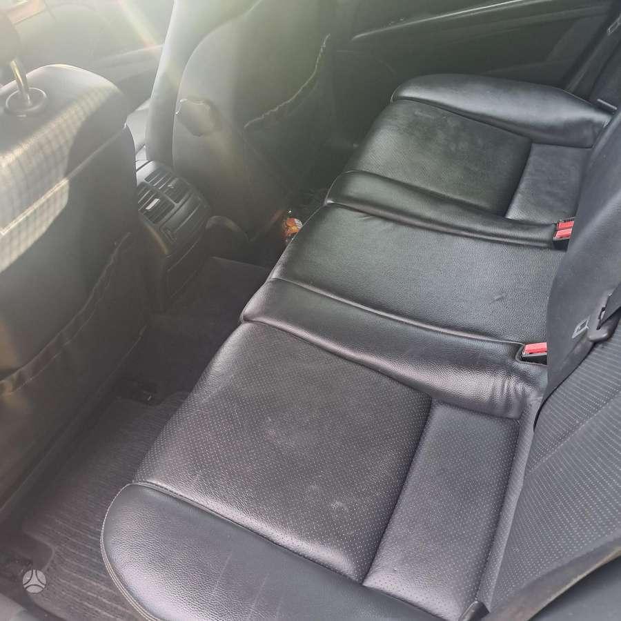 Grey Mercedes-Benz E 220 2003 in Marijampole, with an engine capacity of 2.20 L and mileage of 311 thousand km for 2350 €, photo 14 on AUTOMOTO.COM.LV